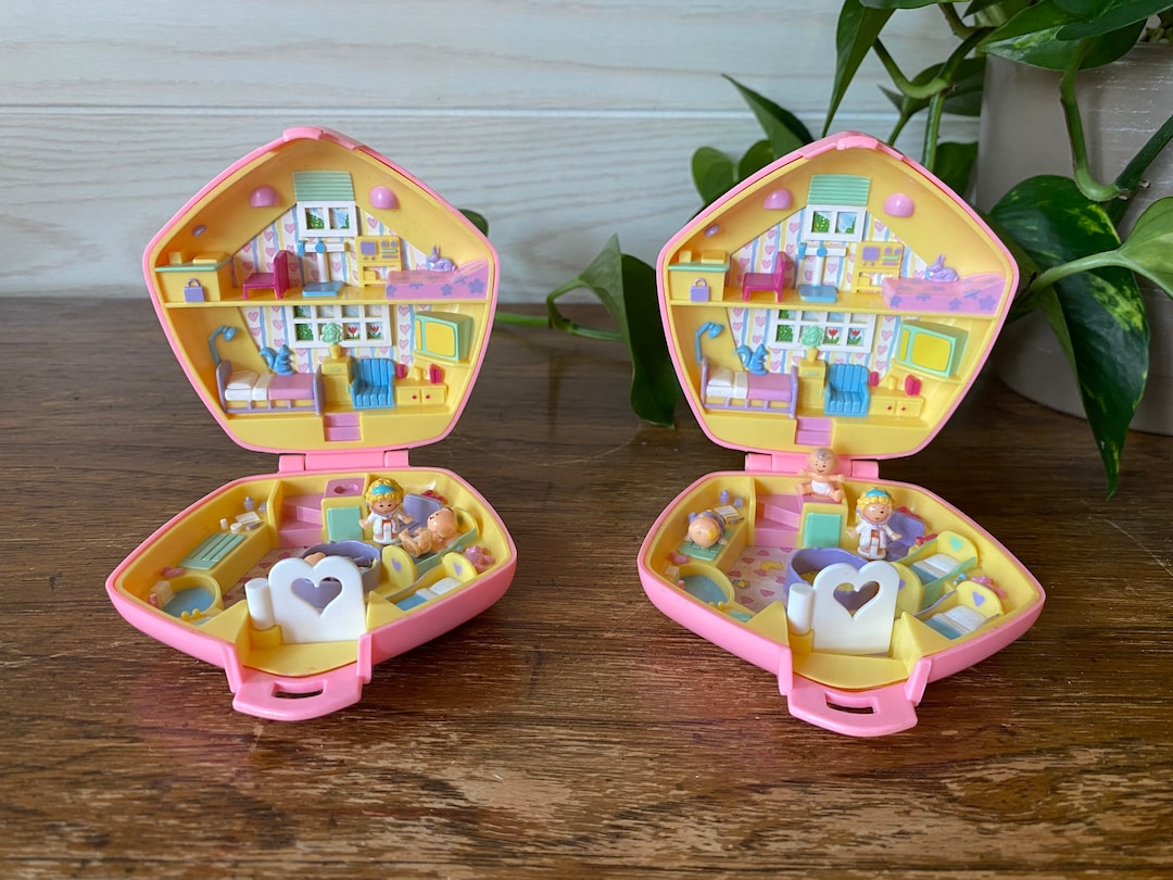 VINTAGE 1992 Bluebird Polly Pocket Polly in the Nursery Pentagon ...