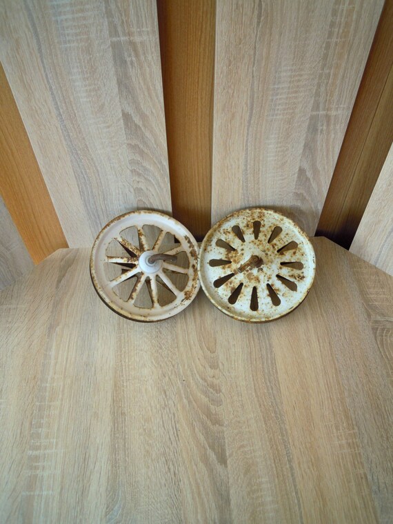 Metal wheels Rust wheels Set of 2 pcs | Etsy