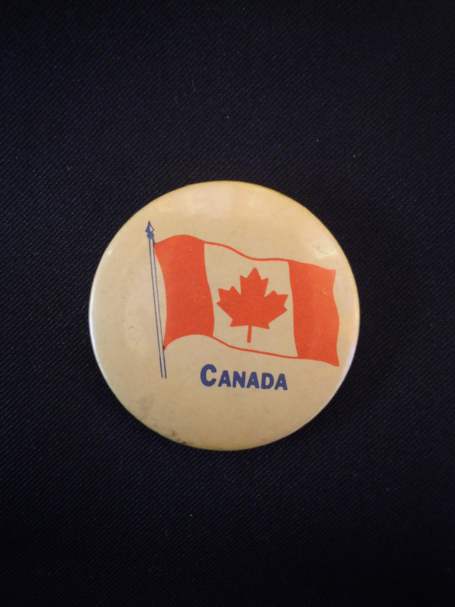 Large Metal Badge Pin Flag of Canada | Etsy