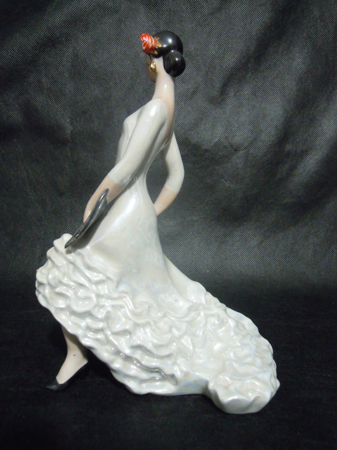 Porcelain Figurine Porcelain Statue Porcelain Statuette - Etsy