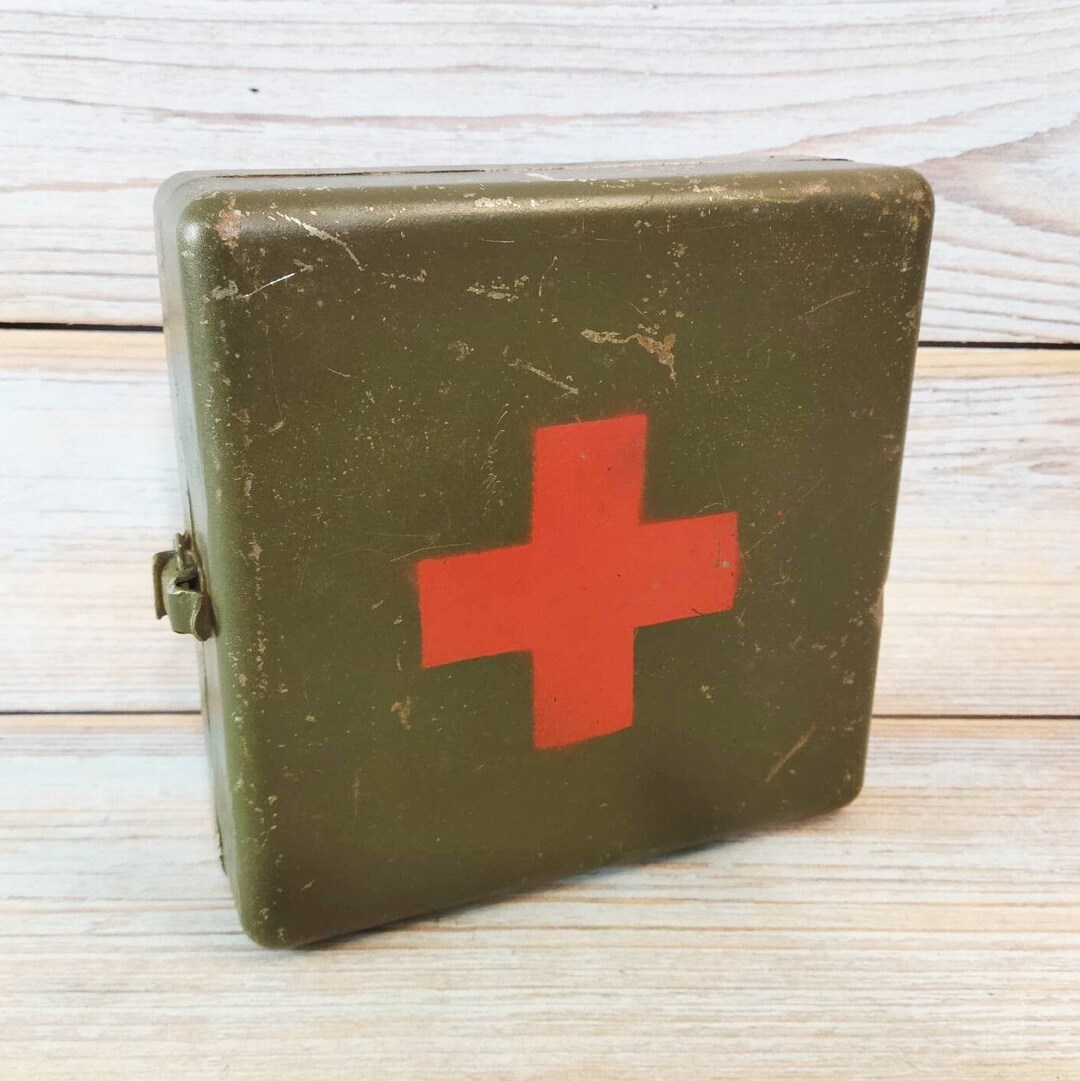 First Aid Kit, Metal First Aid Kit, Hanging First Aid Kit, Army First ...