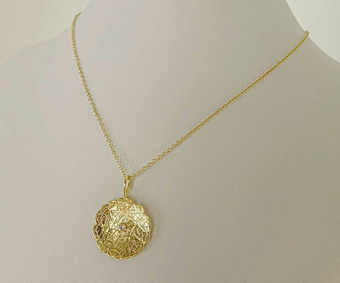 Solid Gold Medallion Pendant 14K Diamond Circle Pendant - Etsy