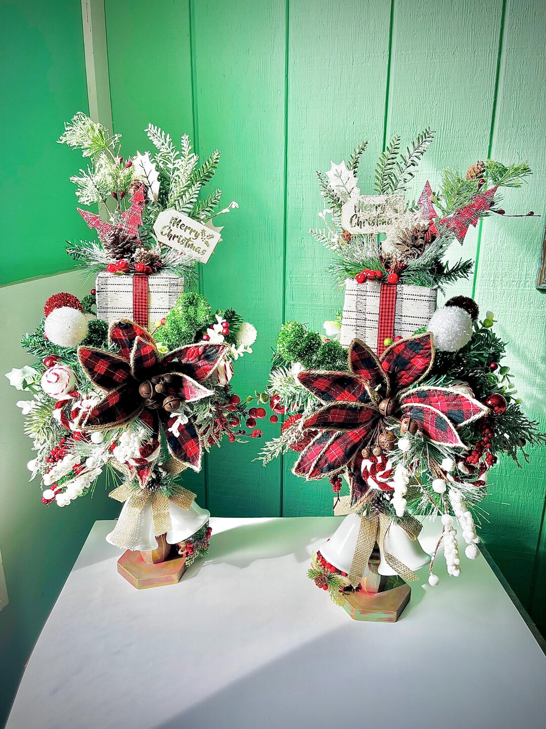 Christmas Traditional Themed Gift Box With Greenery and Jingle Bells ...