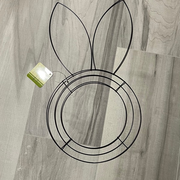 Rabbit Wreath - Etsy