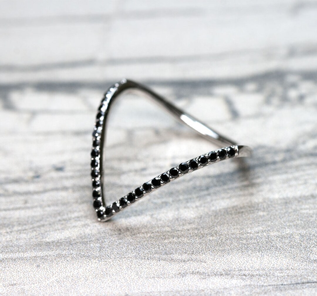 14K Black Diamond Chevron Stackable Ring / Black Diamond Ring / Wedding ...
