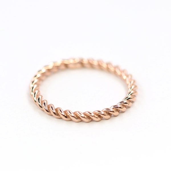 Twisted Wedding Band - Etsy