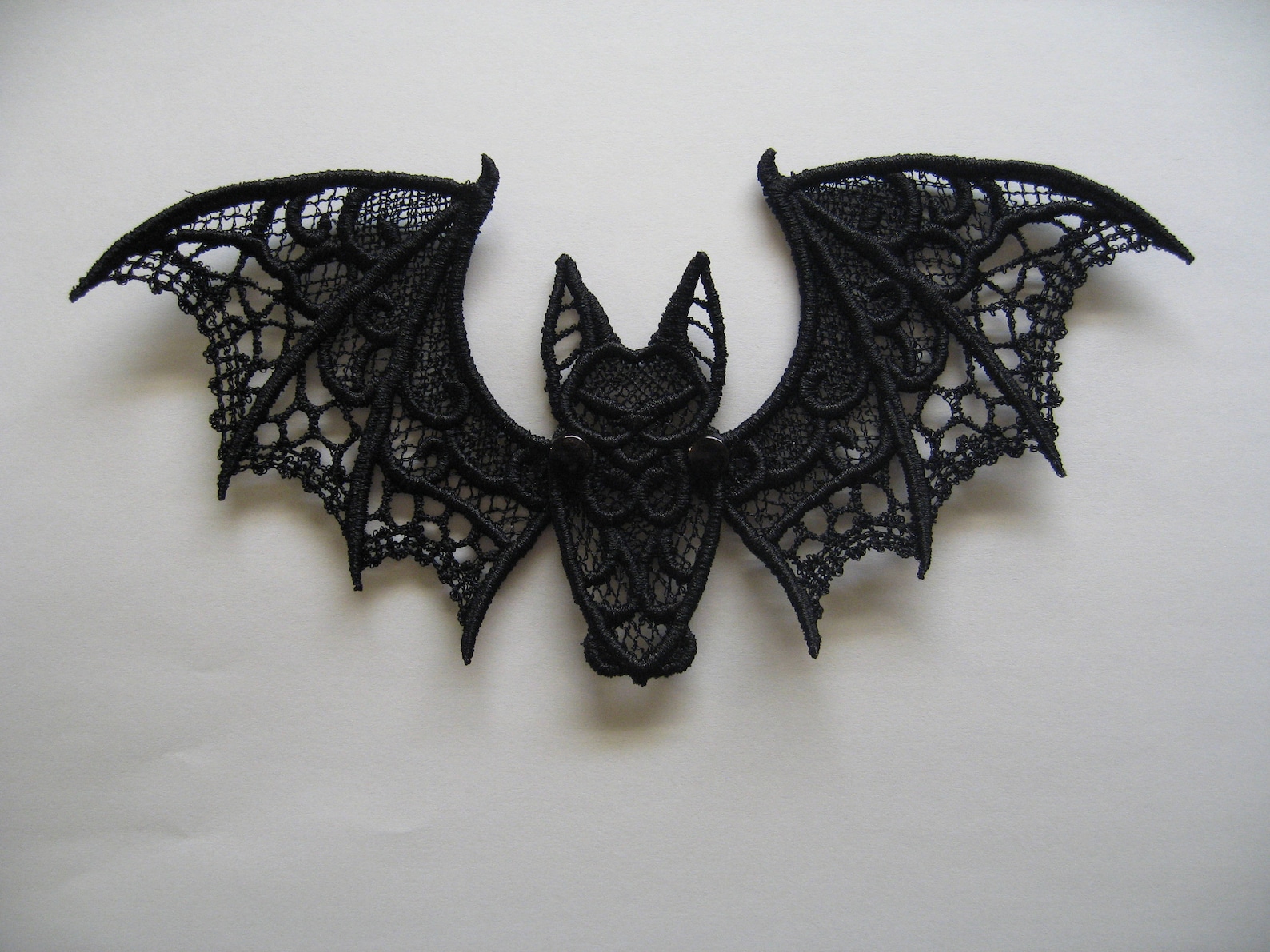 Articulated Lace Bat - Etsy