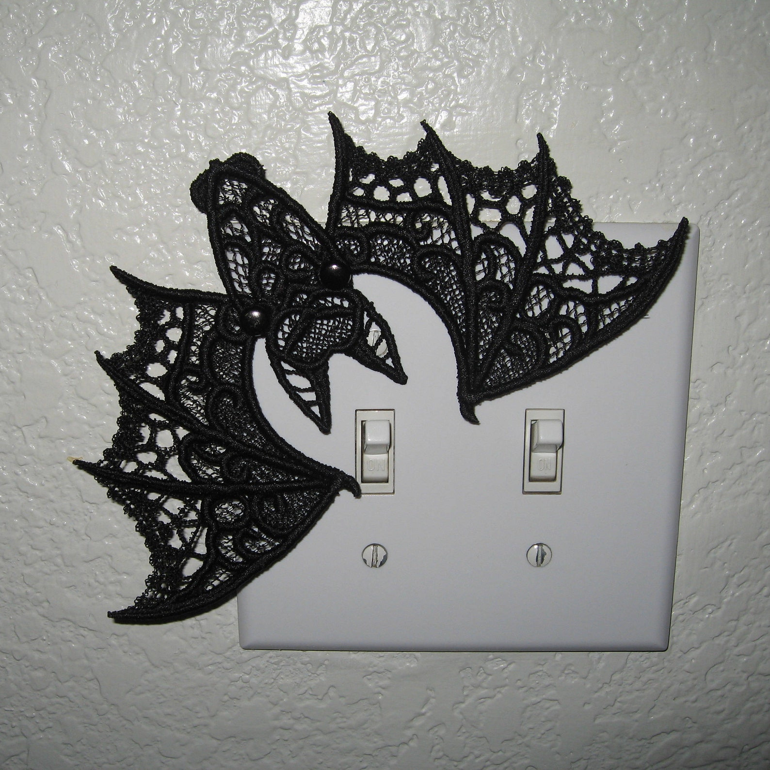 Articulated Lace Bat - Etsy