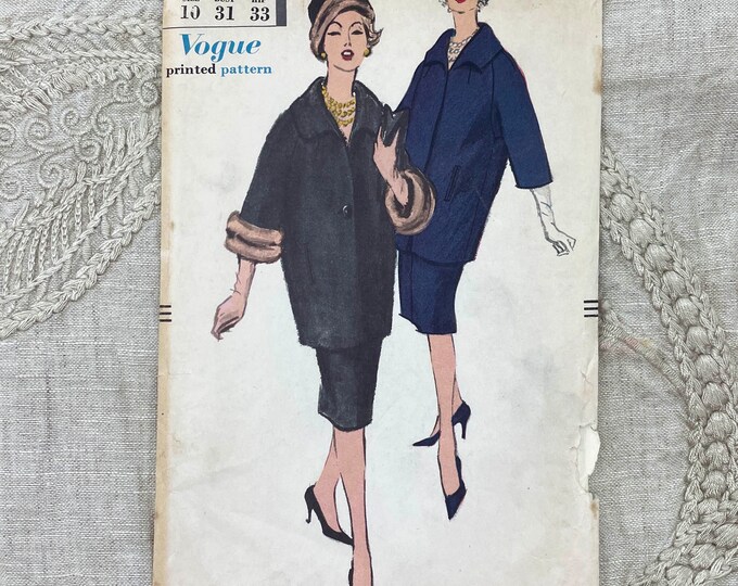 Vogue 9566 1950s Barrel Jacket Pattern With Shaped Collar Size 10 31 ...