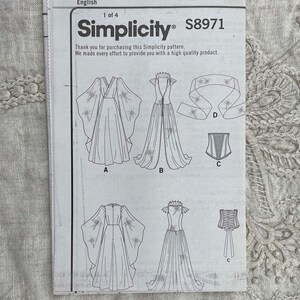 Simplicity 8971 - Fantasy Gown With Full Frill Sleeves and Waist ...