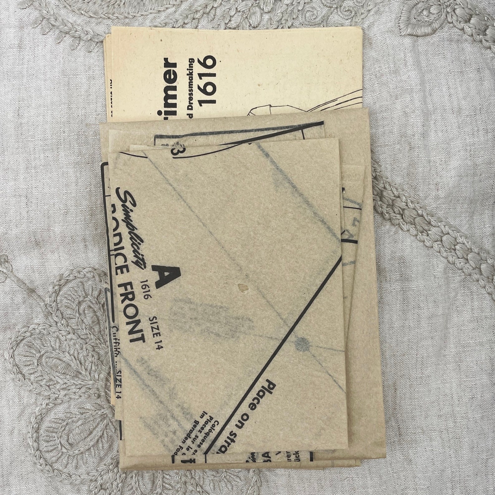 Simplicity 1616 - 1950s Midriff Surplice Dress With Deep V and Full ...