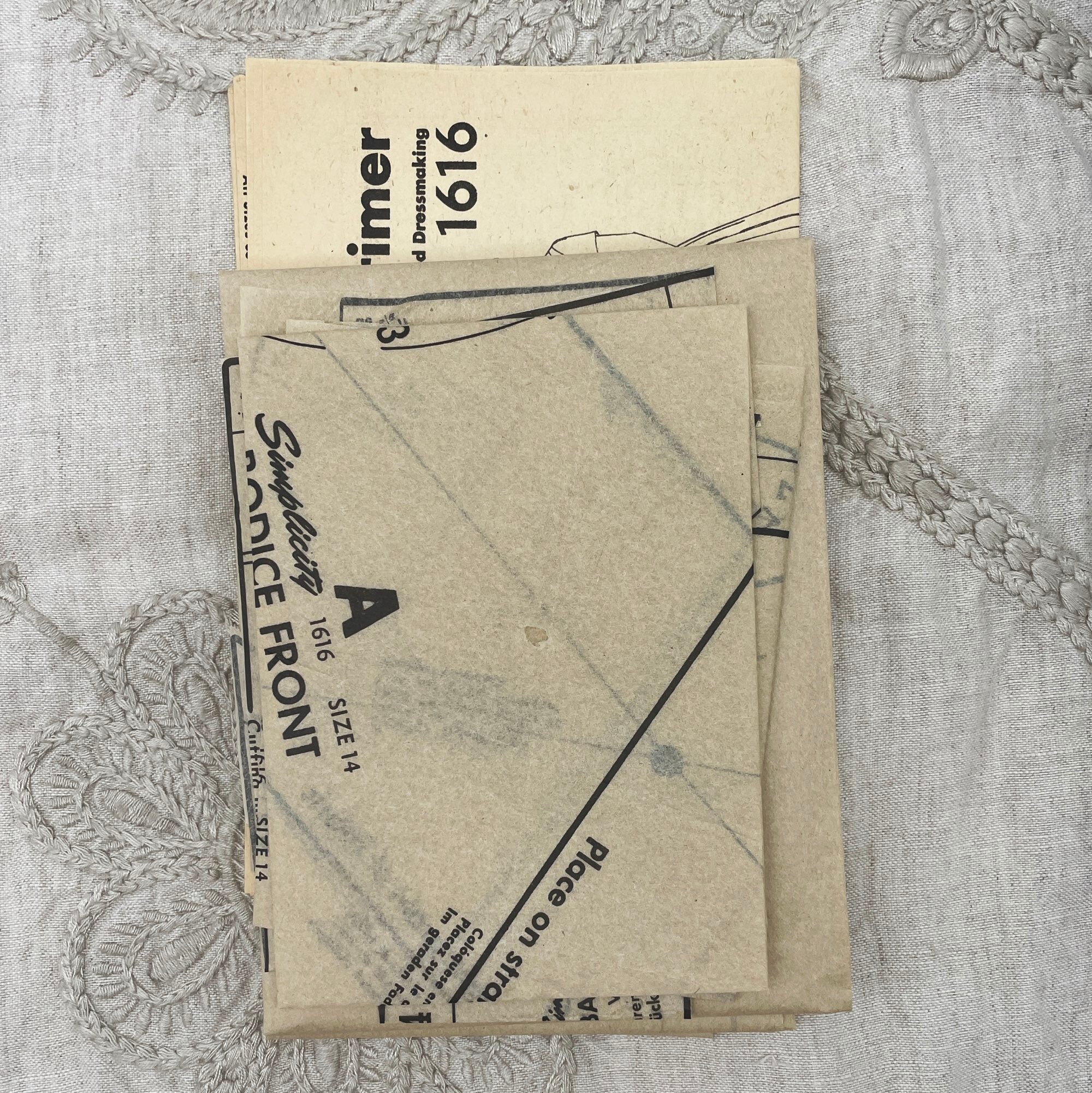 Simplicity 1616 - 1950s Midriff Surplice Dress With Deep V and Full ...