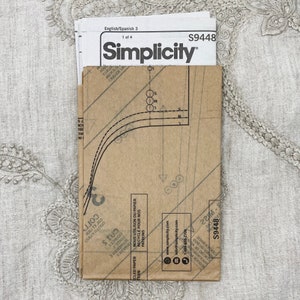 Simplicity 9448 - Reissued 1940s Dickey Collar Set - Size S-L (32.5-42 ...