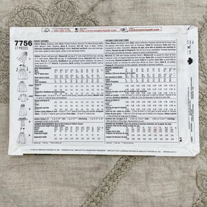 Simplicity 7756 - Elizabethan Tudor Fantasy Gown Pattern - Size 10-14 ...