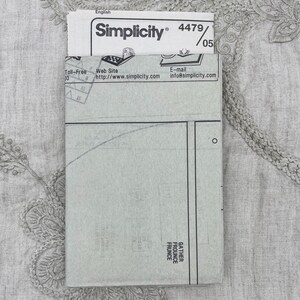 Simplicity 4479 - Victorian Bustle Gown Costume Pattern - Size 6-12 (30 ...