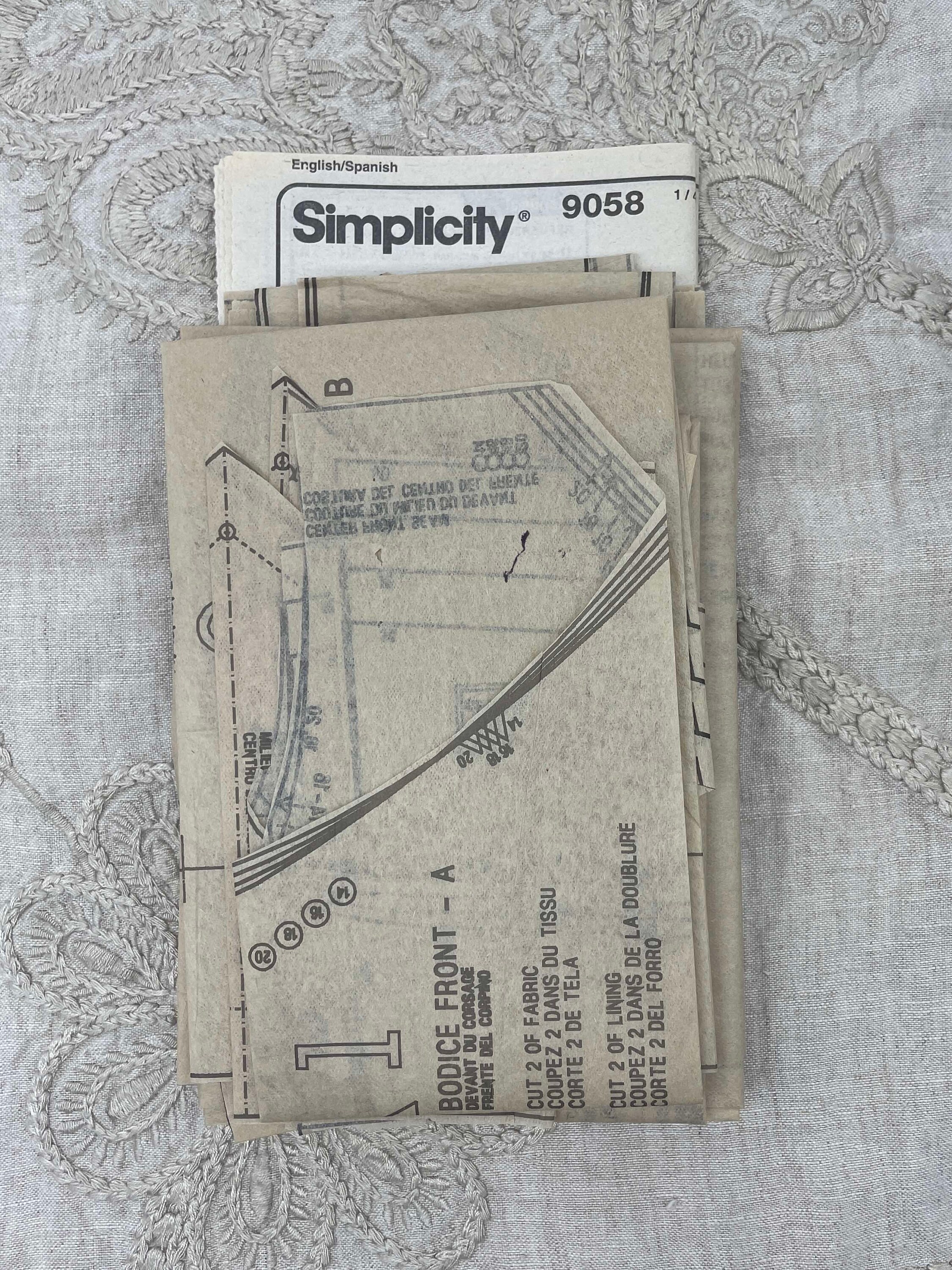 Simplicity 9058 Renaissance Gowns and Cone Headpieces - Etsy