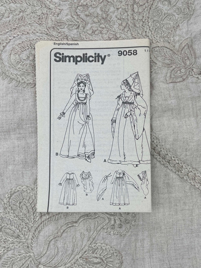 Simplicity 9058 Renaissance Gowns and Cone Headpieces - Etsy