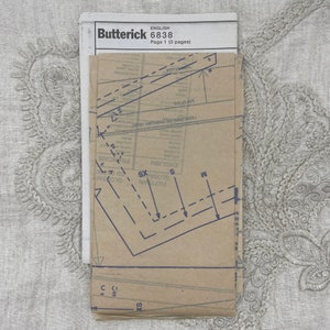 Butterick 6838 - Romantic Nightgown Pattern - Size XS-M (30.5-36 ...