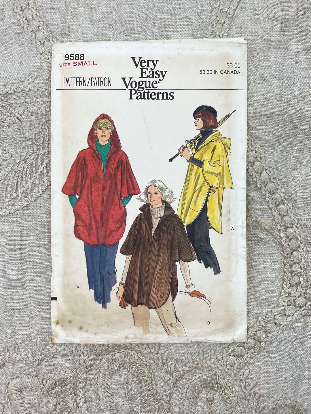 Vogue 9588 1970s Hooded Shaped Poncho Pattern Size Small - Etsy