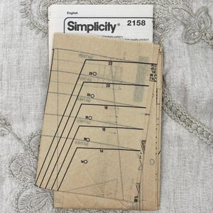 Simplicity 2158 - Belly Dancing Skirt, Belts and Bra Top Costume ...