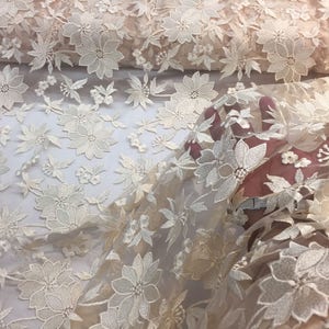 Cream Daisy Flower Design Embroider on A Mesh Lace-yard - Etsy