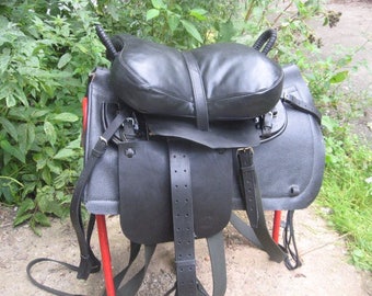 Horse saddle | Etsy