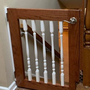 Baby Oak Gate and Dog Gate for Interior Stairs, Doorways, and Halls ...