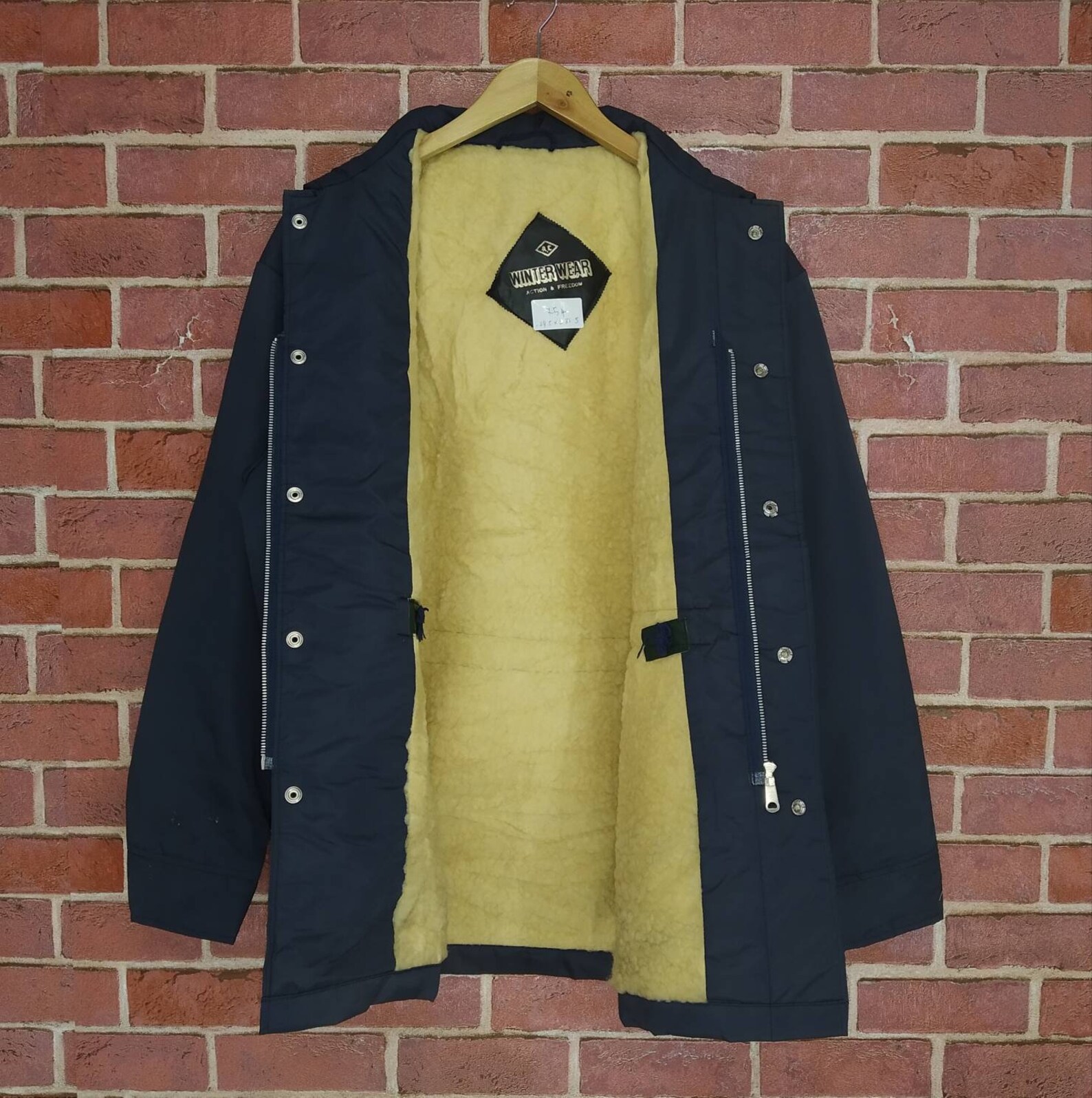 Rare Winter Wear Zipper Jacket Four Pocket Stylish Design Jacket Size L ...