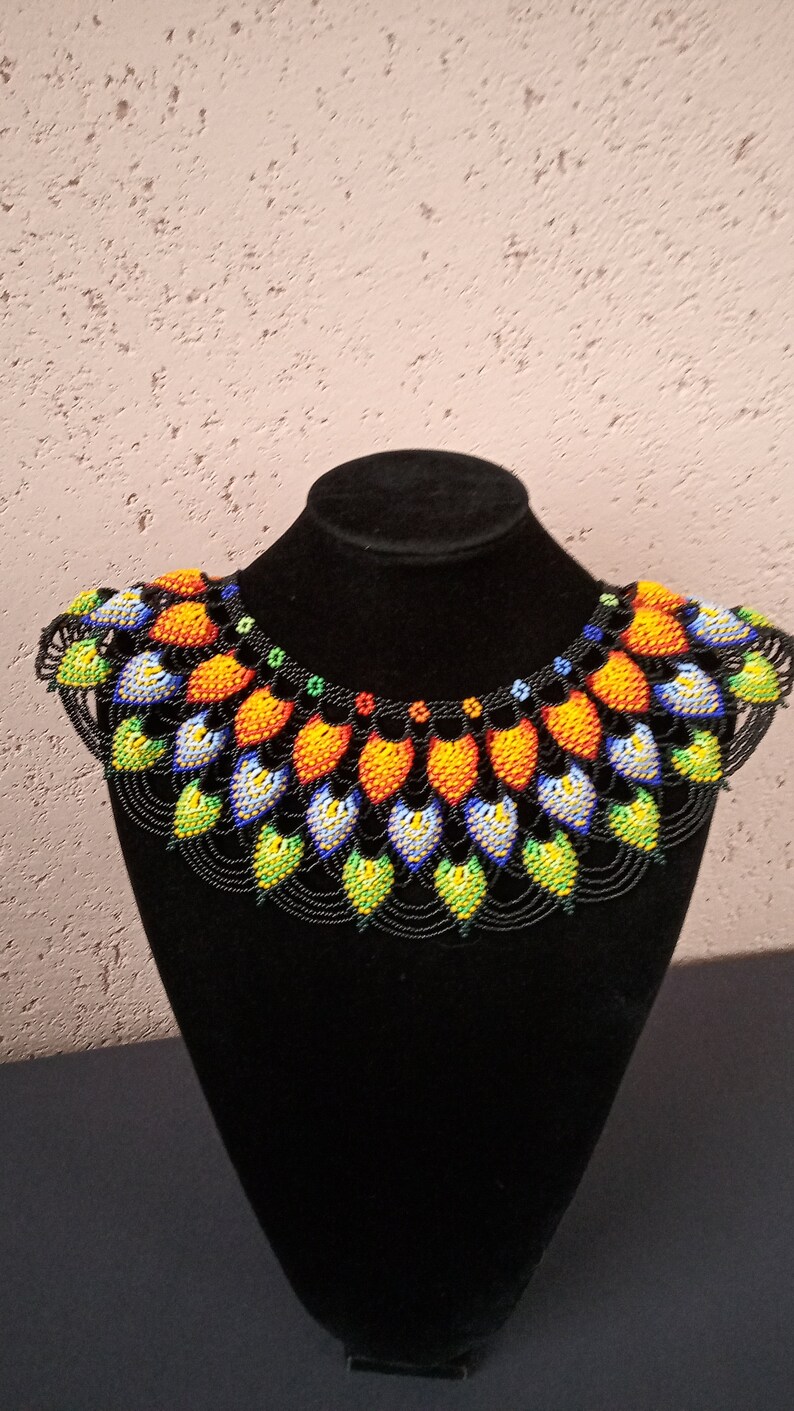 Beaded Collar «QUEEN» - Etsy