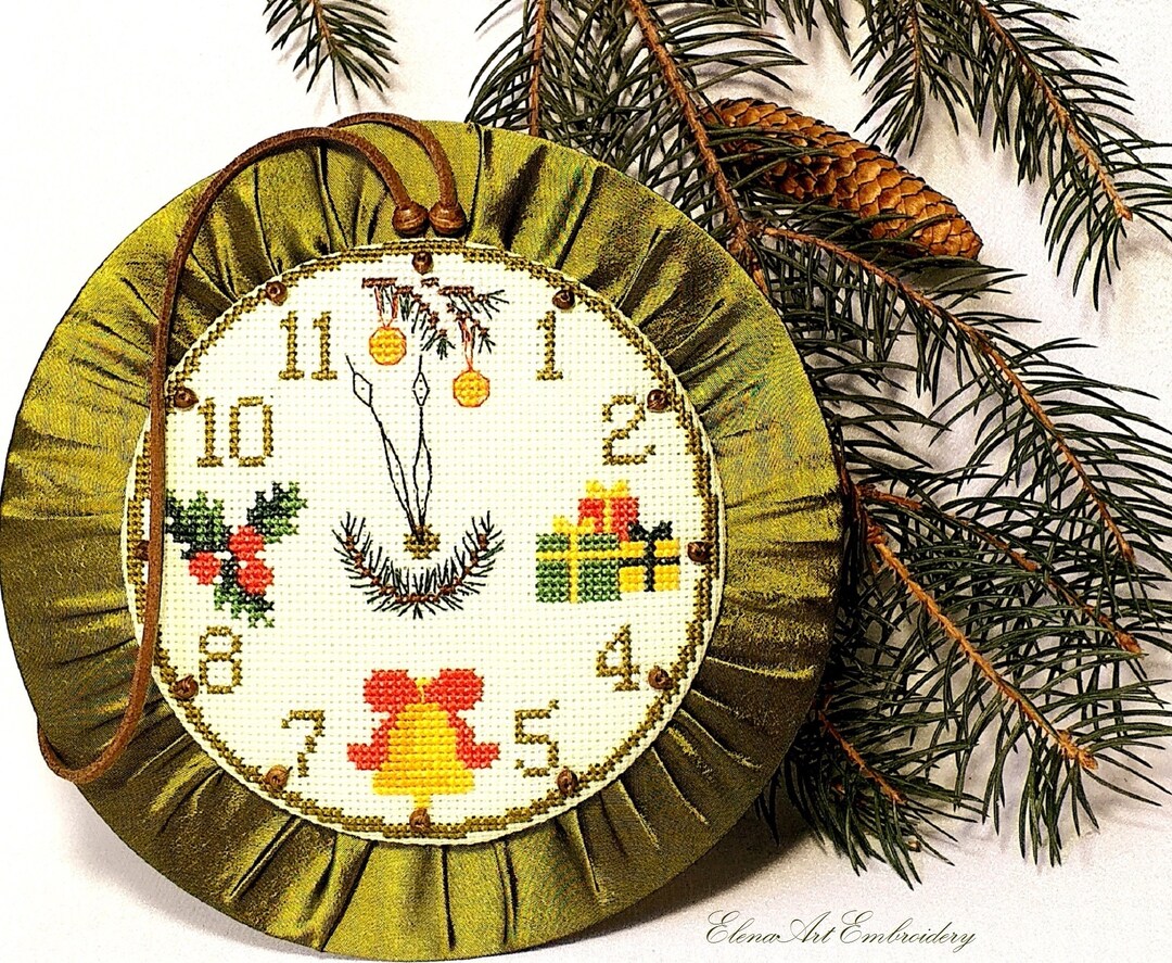 Christmas Ornament Clock Winter Fireplace Holiday Decor - Etsy