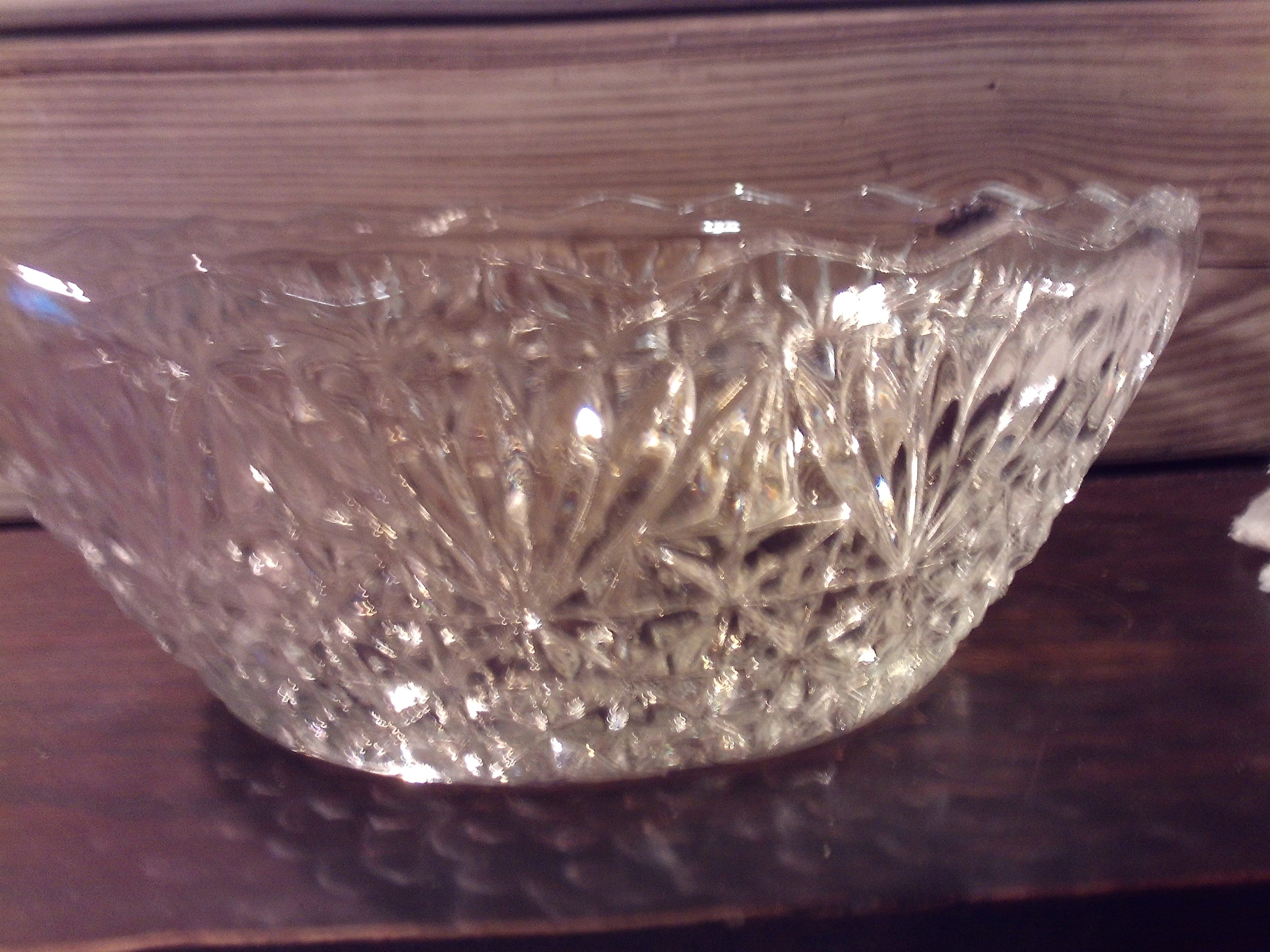 Vintage Starburst Pattern Bowl, Glass Serving Bowl, Elegant Serving ...