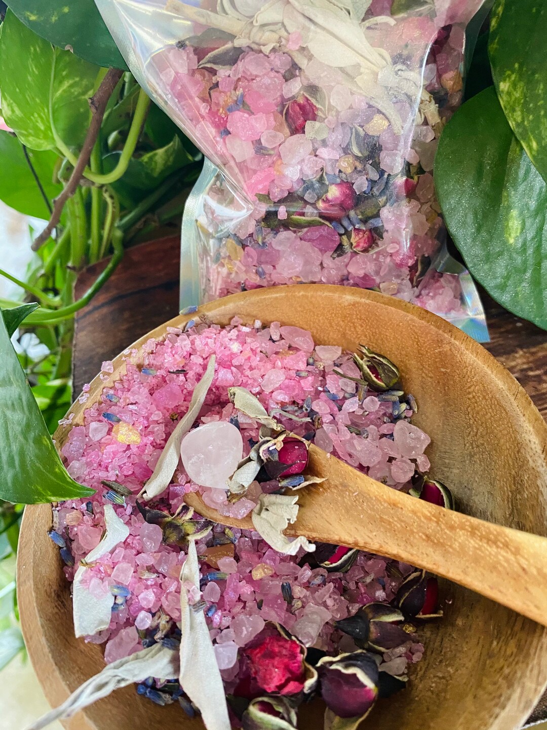 Rose Quartz Detox Bath Salts: Tea Rose, Lavender & Sage - Etsy