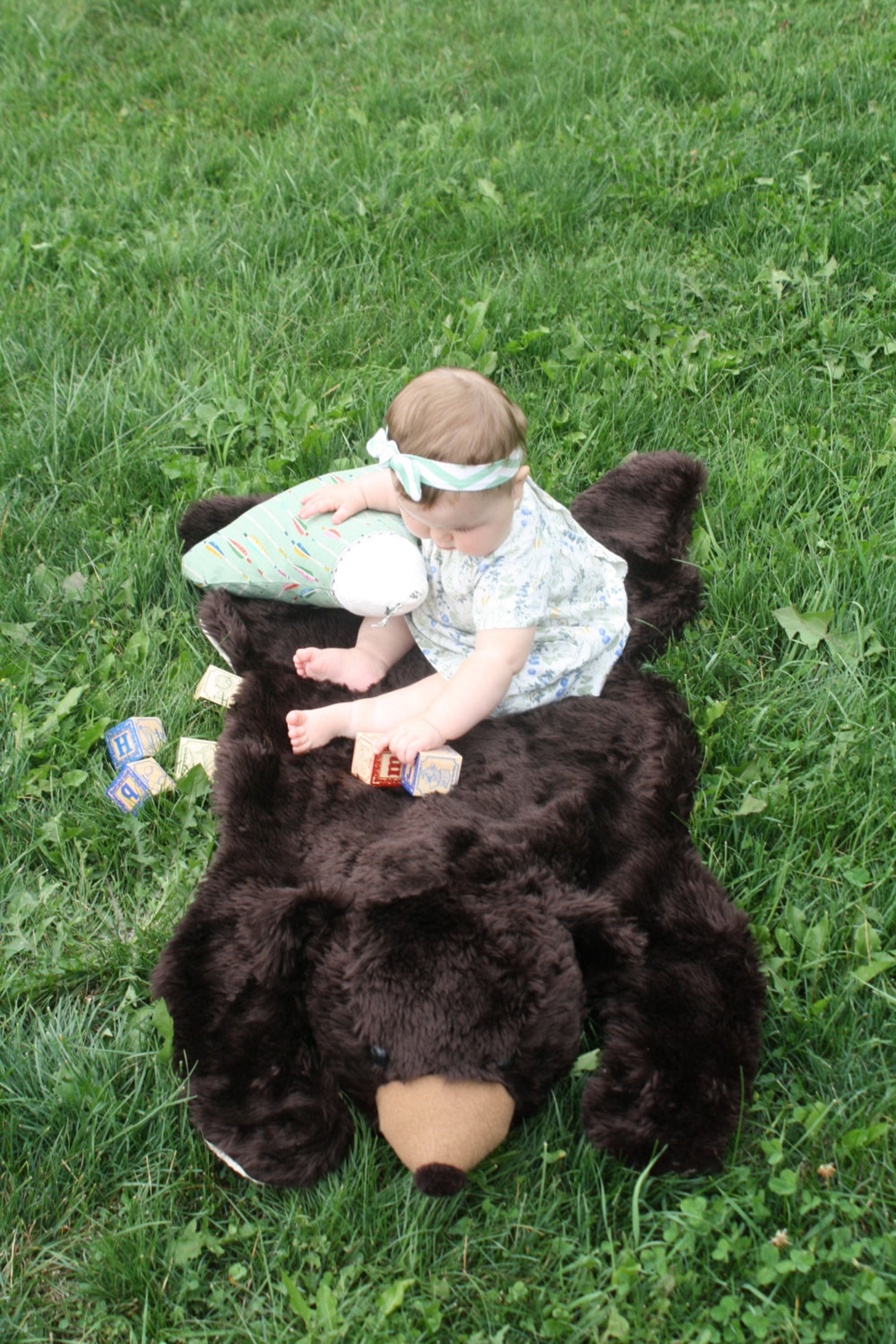 Brown Bear Rug Nursery Rug Woodland Nursery Bear Nursery Decor - Etsy ...