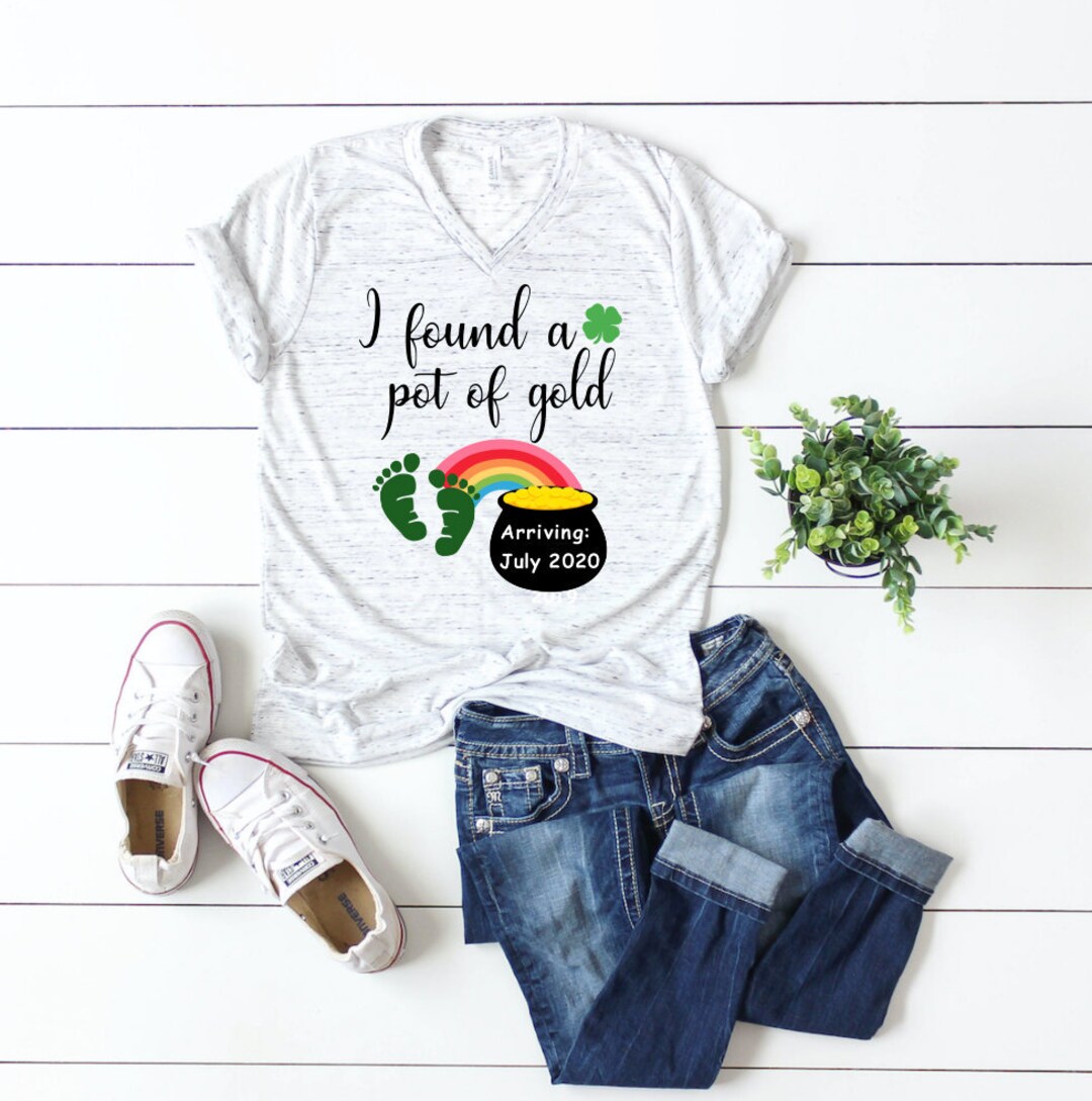 I Found a Pot of Gold St Patricks Day Shirt Pregnancy Announcement St ...