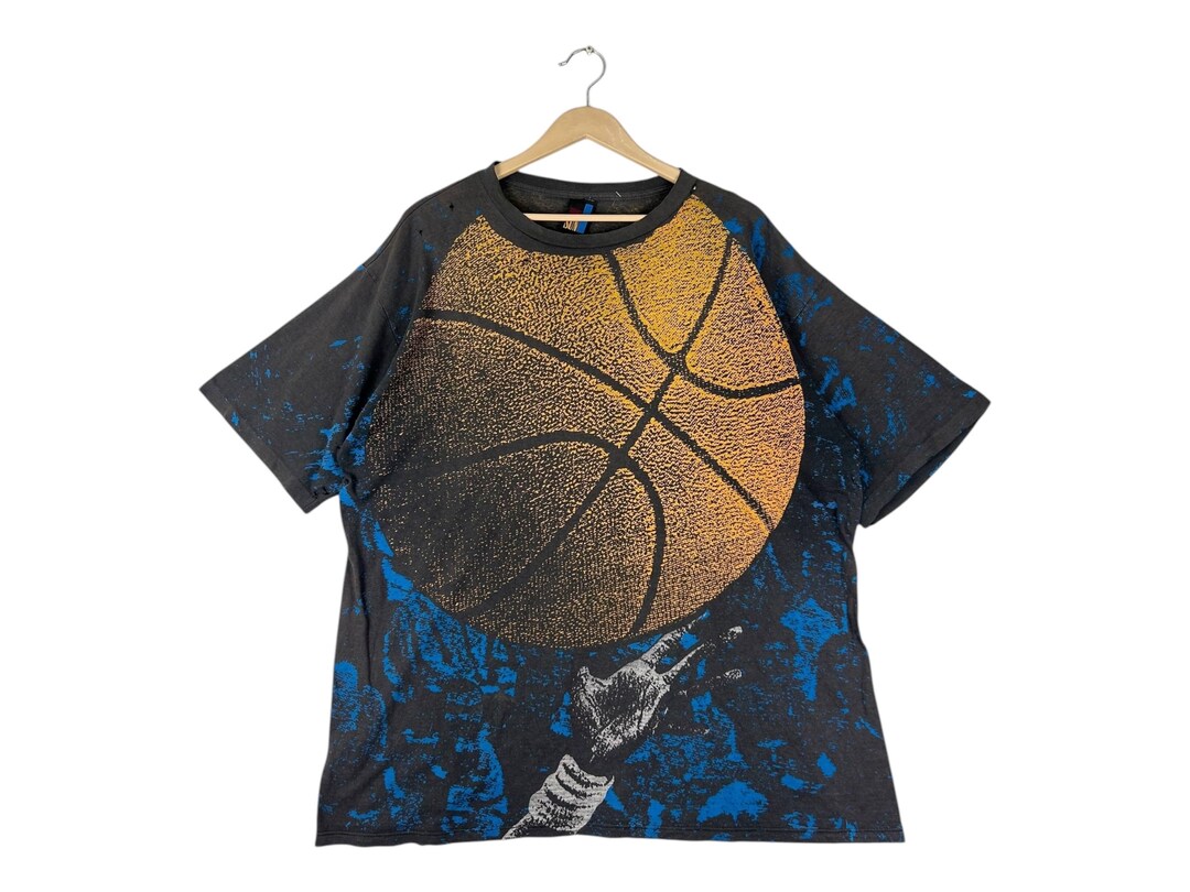 Rare! Vintage 90s Overprint Basketball Art Tee, by SUN Tag,nba ...