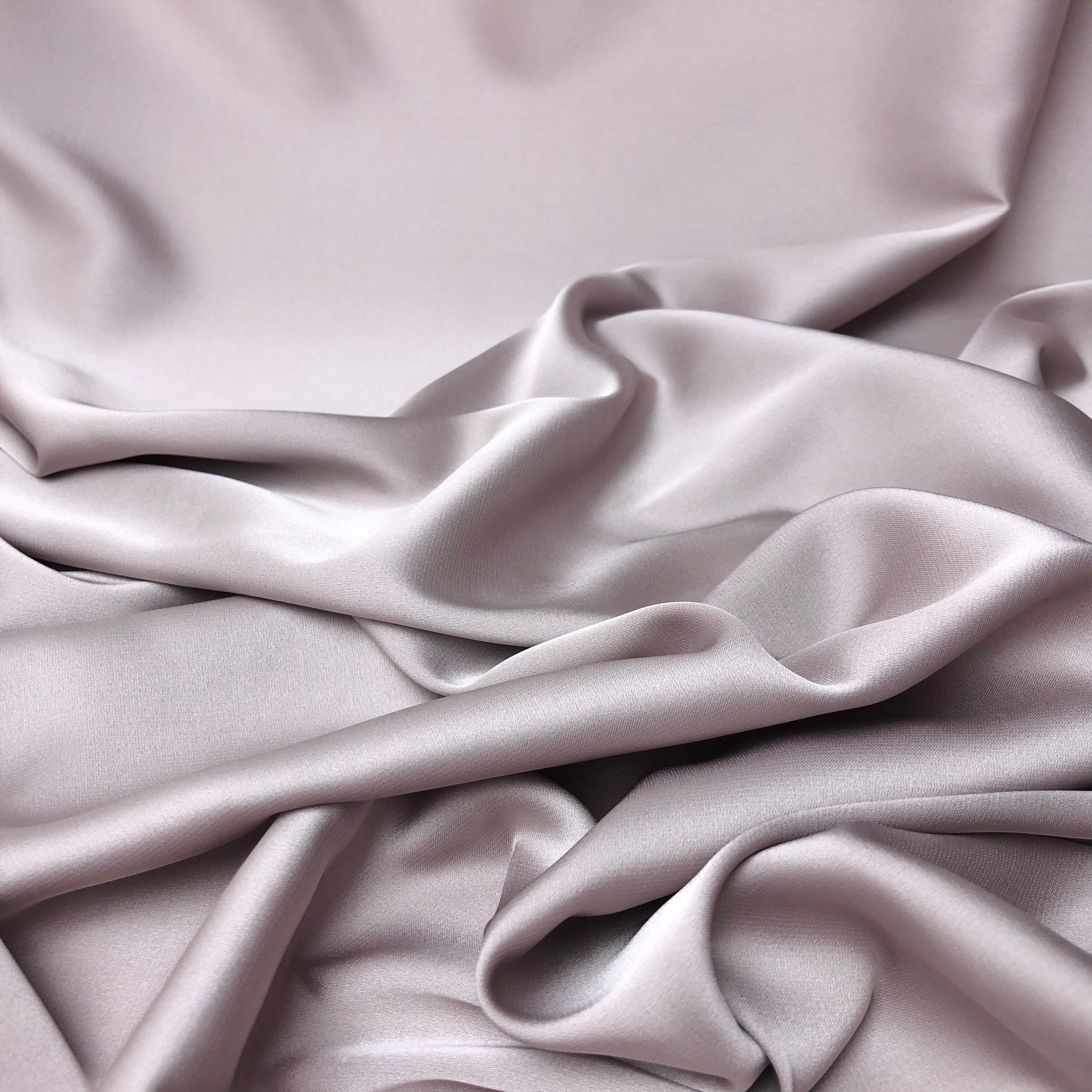 Tela de satén de seda Silver Cloud cortada a medida Lencería | Etsy