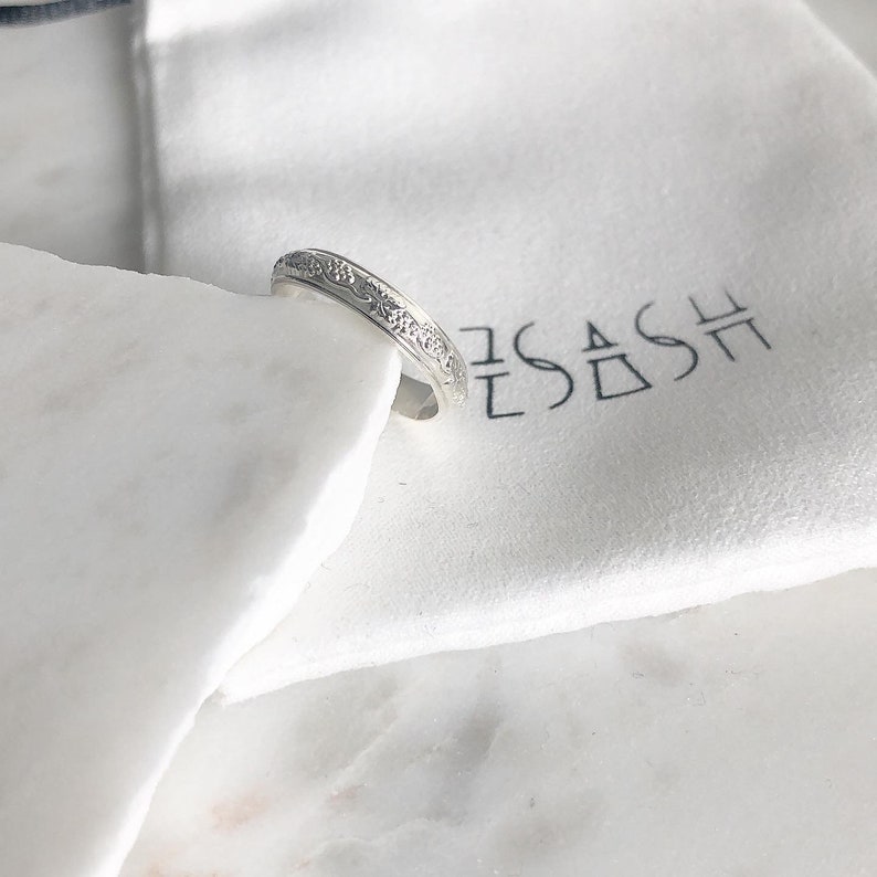 Vintage Embossed Sterling Silver Ring - Etsy