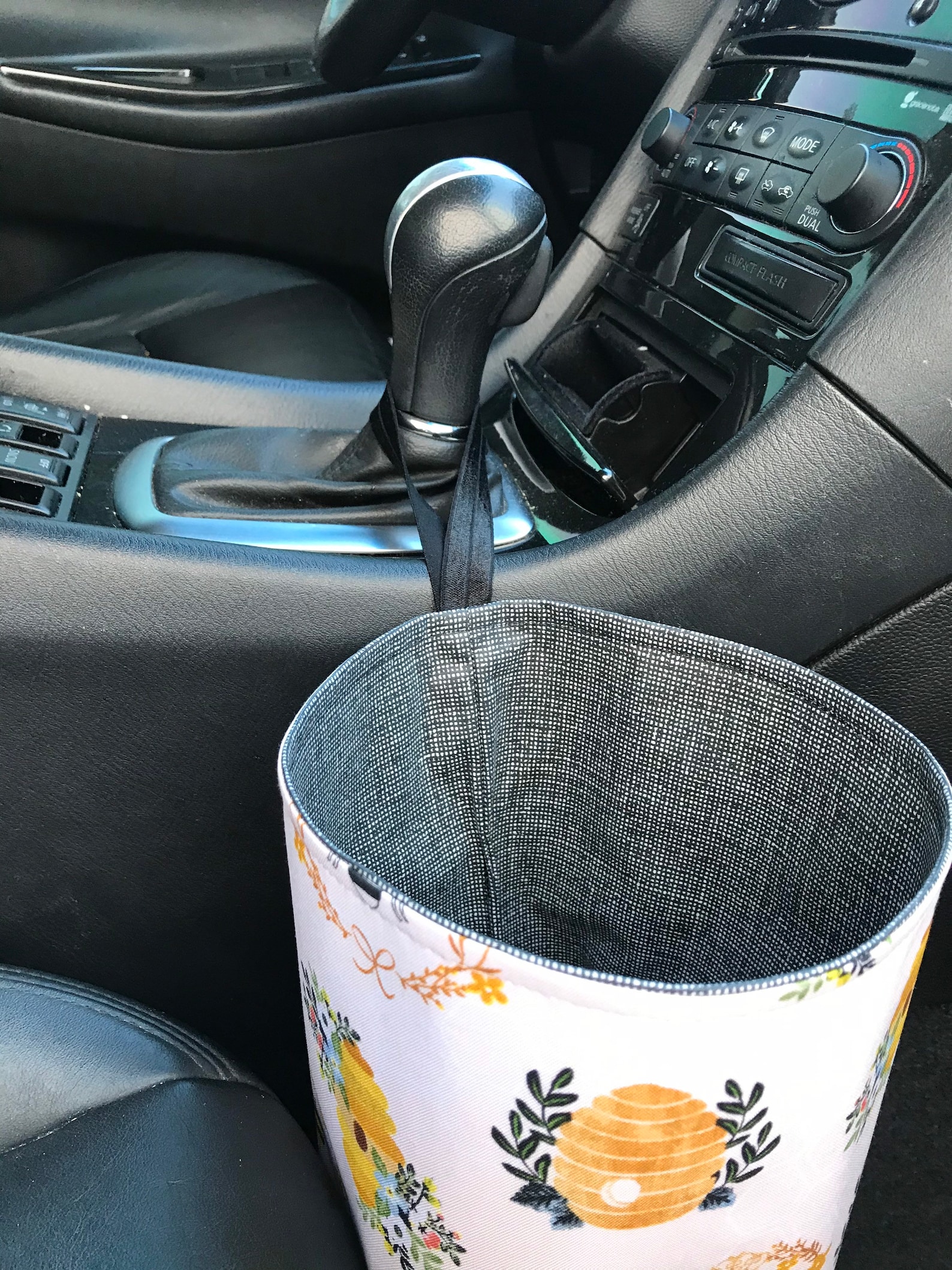 Bee Hives and Floral Car Trash Bag/Waterproof lining | Etsy