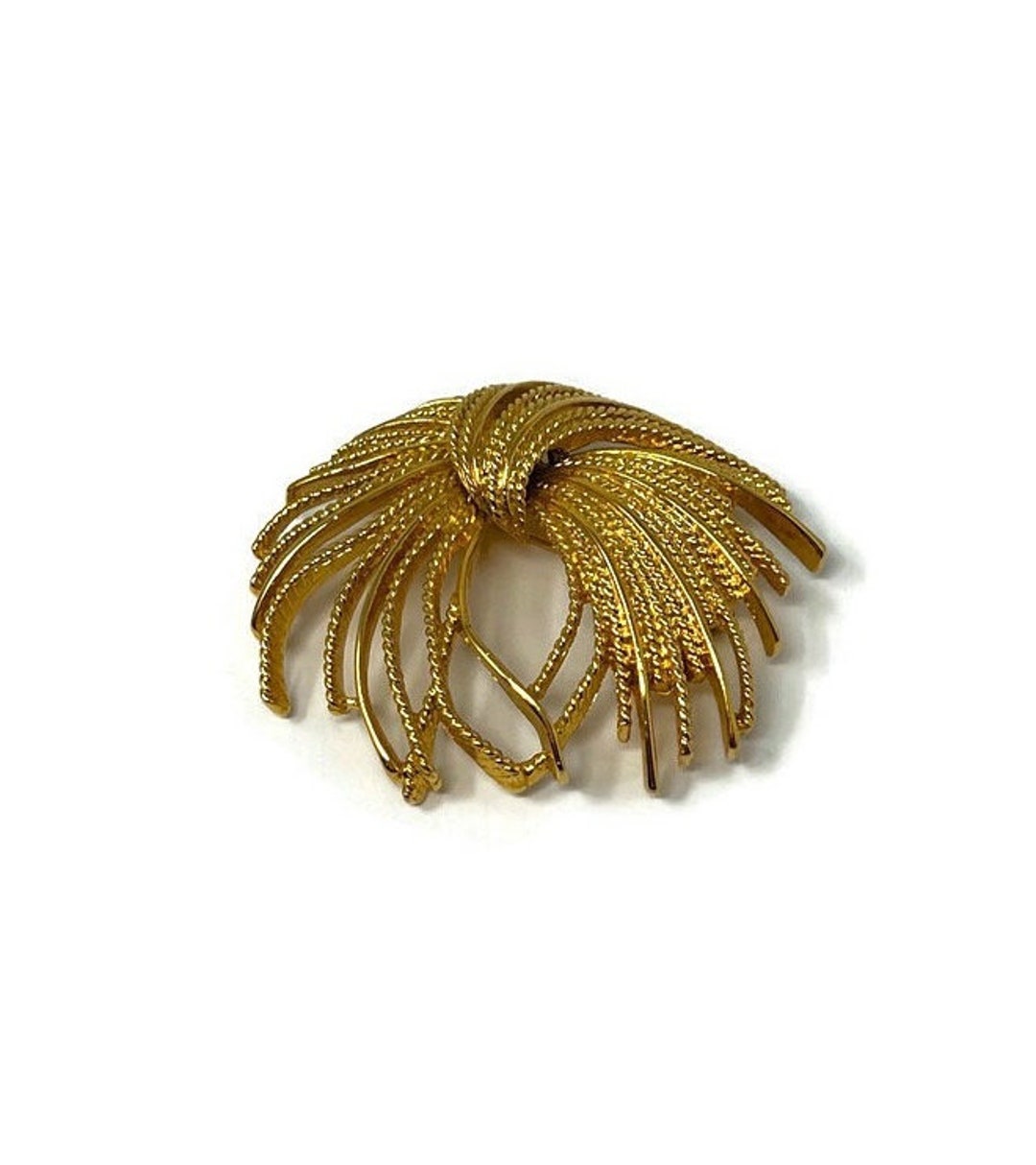 Vintage Signed Monet Mirador Fireworks Gold Tone Modernist 1960s Brooch ...
