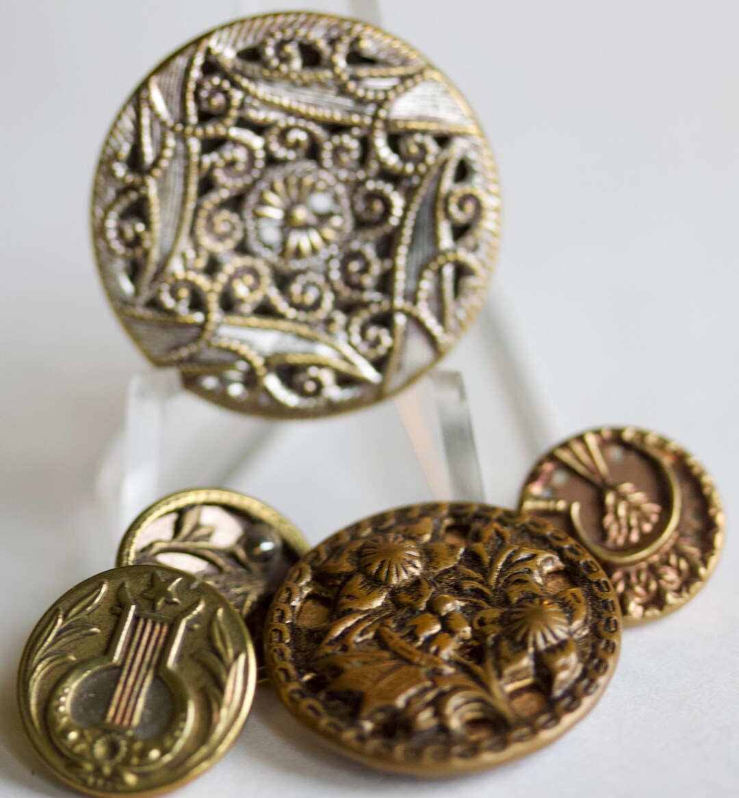 Five Twinkle Buttons - Etsy