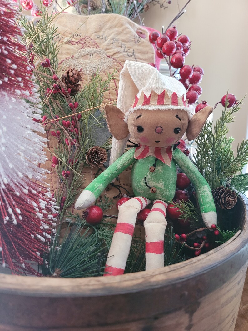 Primitive Christmas Elf "jingle" - Etsy
