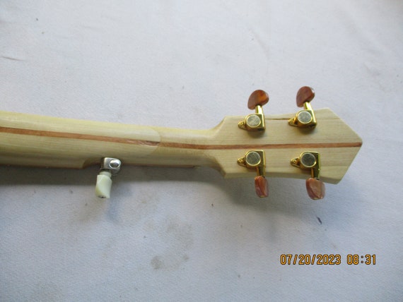 Piccolo String Instrument