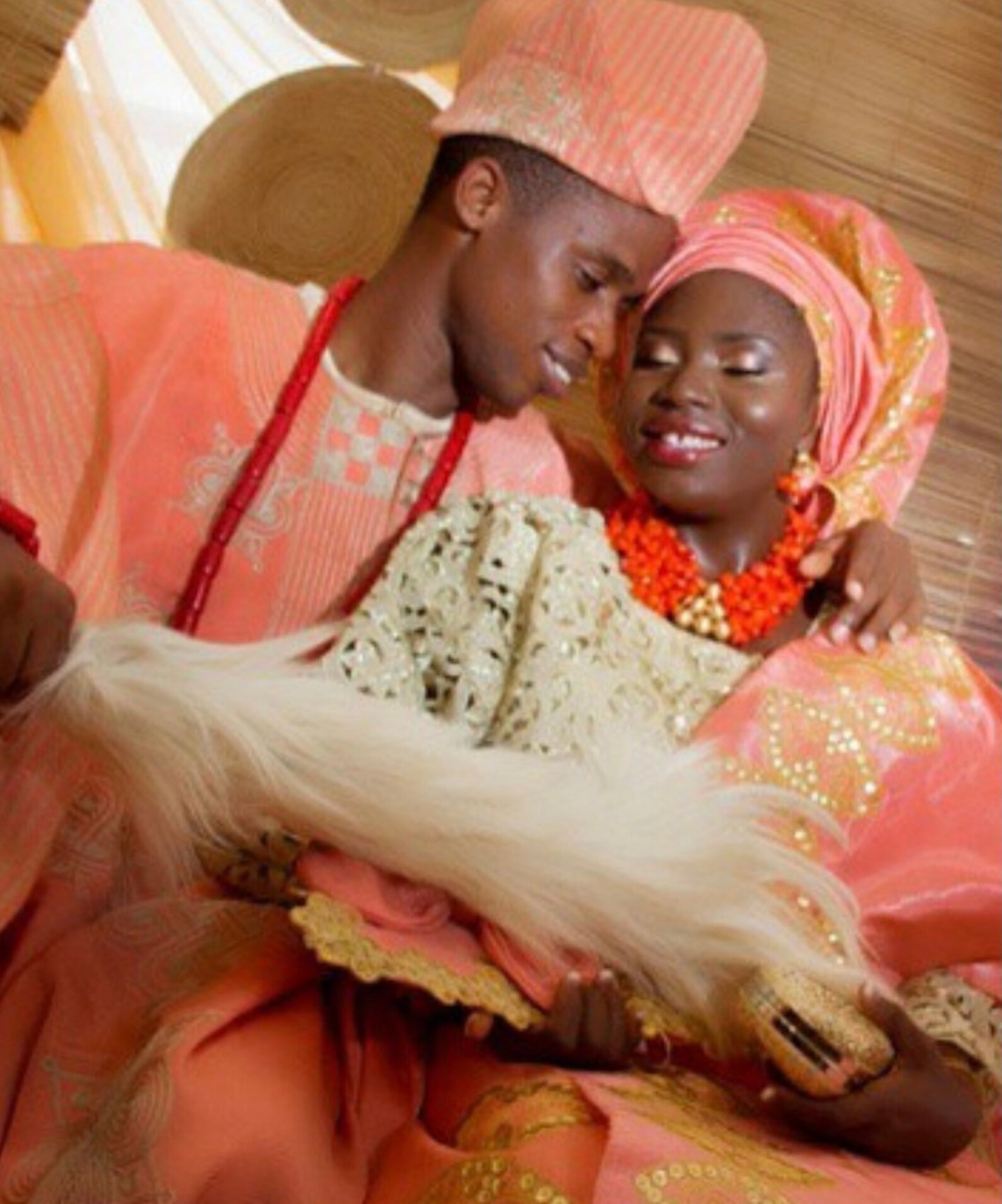 Traditional African Horse Tail Fly Wisk Irukere - Royalty Wedding ...