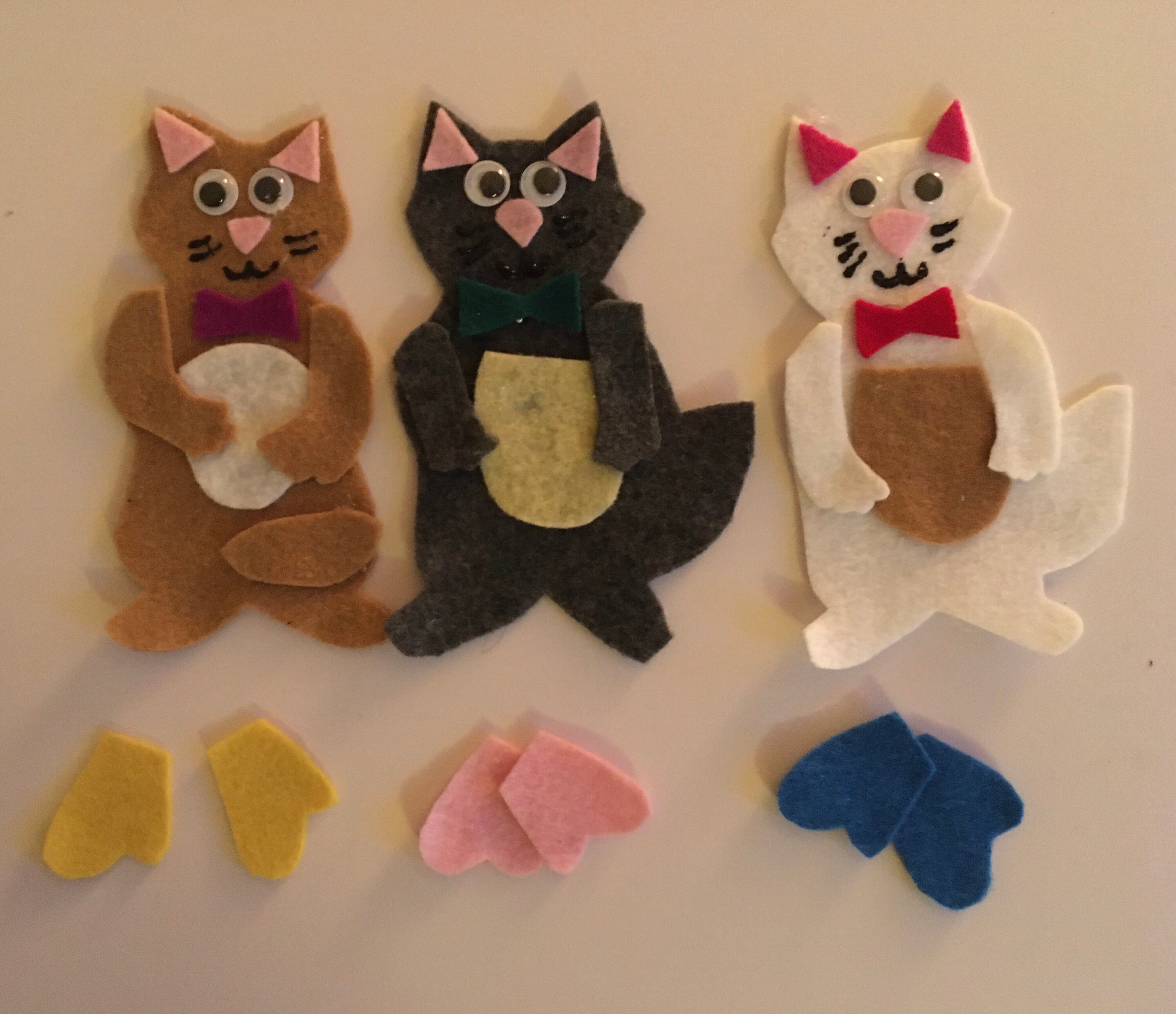 Three Little Kittens Lost Their Mittens Felt Story Childrens ...