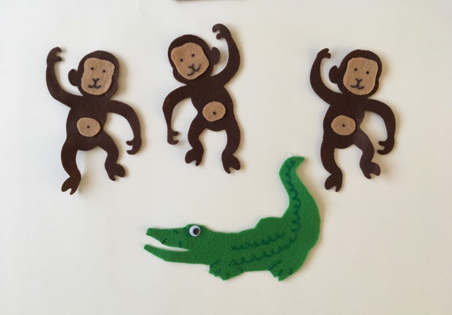 Five Little Monkeys Swinging in the Tree Childrens - Etsy Canada