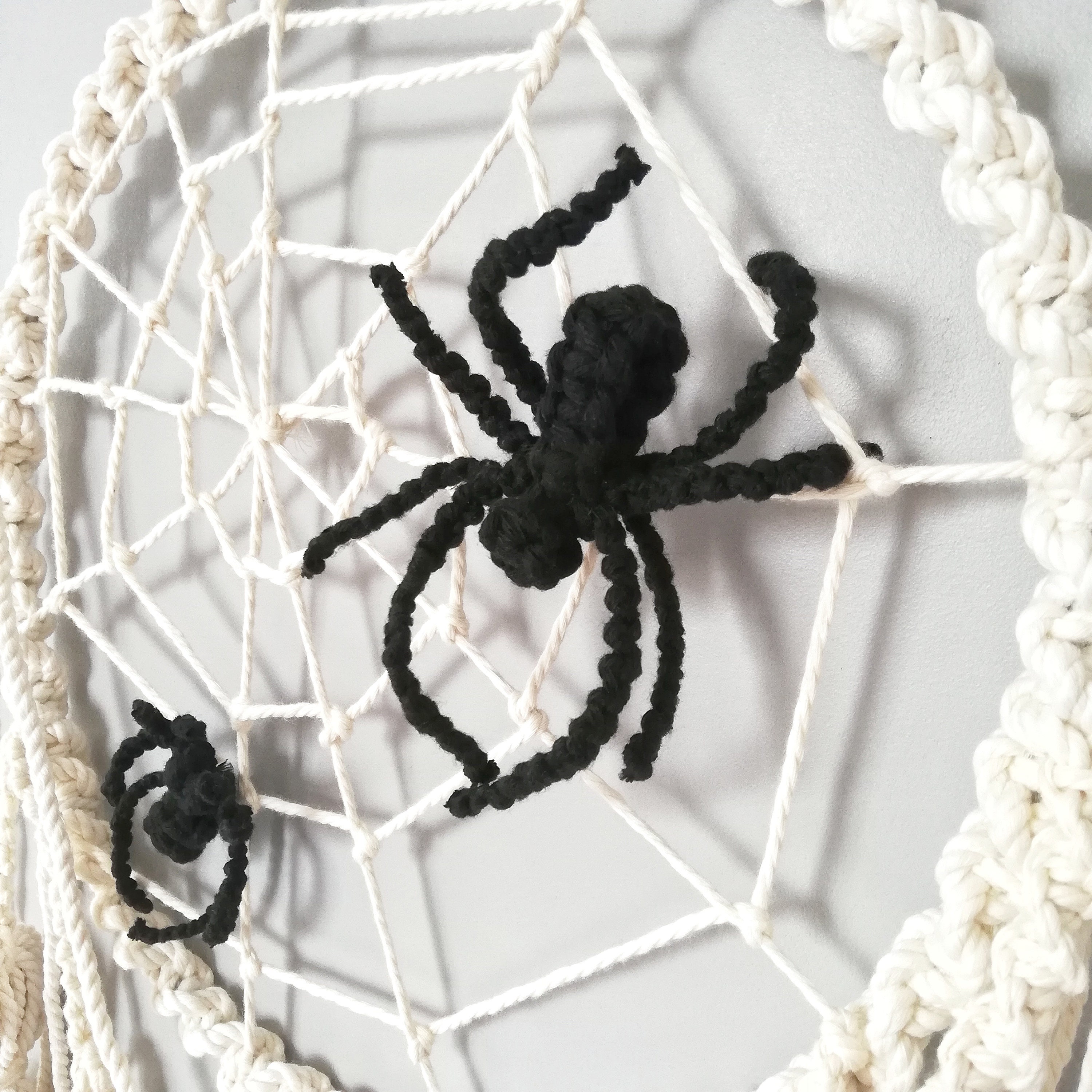 Spooky Macrame Wreath With Black Spiders Halloween Macrame - Etsy