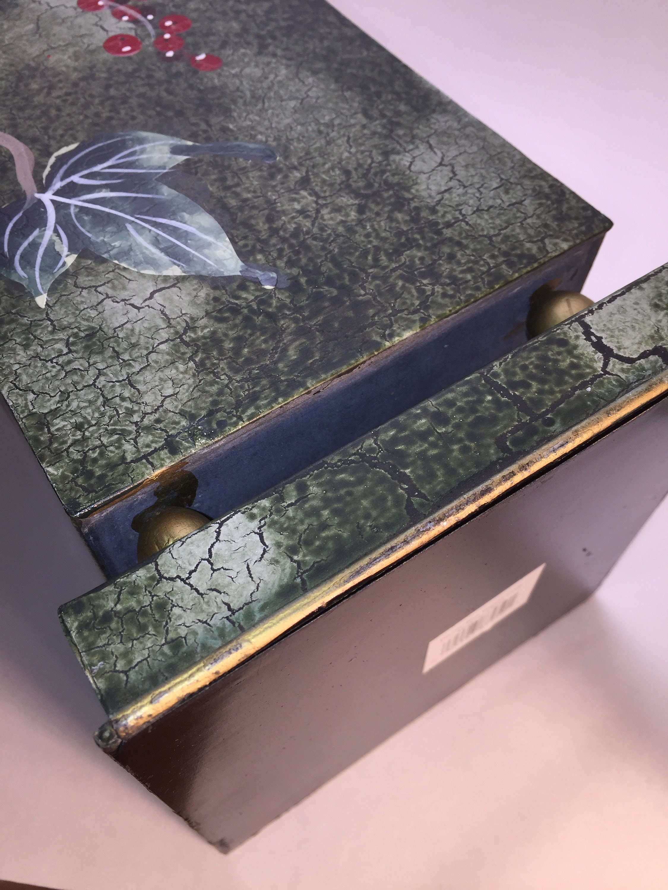 Toleware Painted Metal Cache Pot With Ivy and Berries Craquelure Finish ...