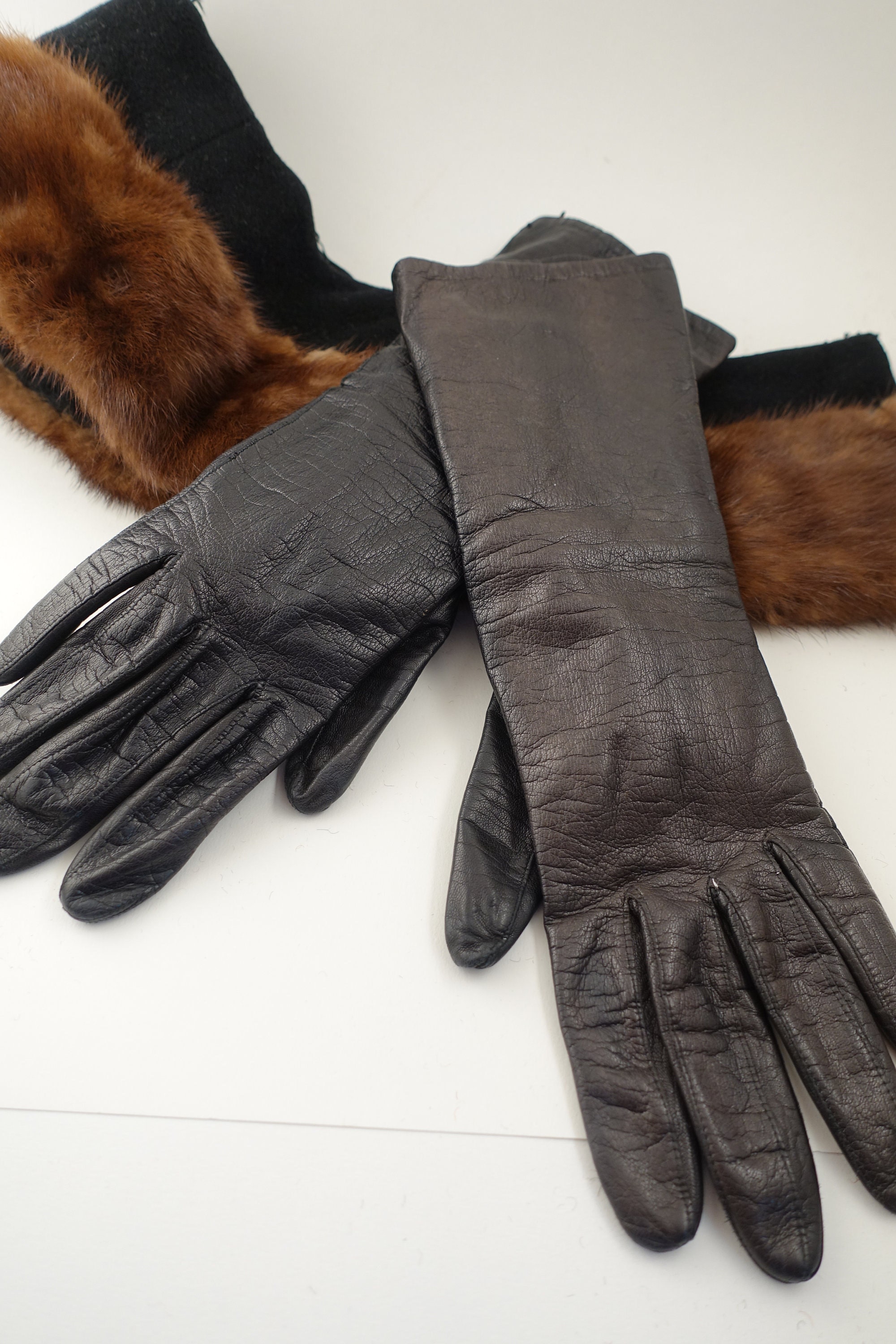 Vintage Ladies' Leather Dress Gloves in Navy and Umber Size 7 Wrist ...