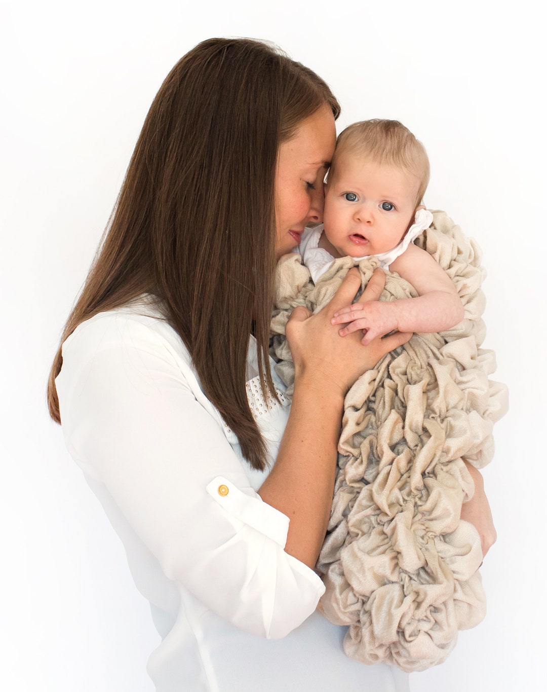 Albrea Luxury Baby Cocoon - Unique Plush High End Shower Gift. Black ...