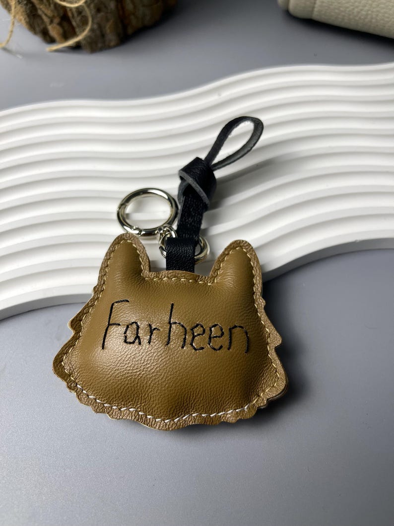 Personalized Leather Cat Keychain: Custom Pet Memorial Bag Charm - Etsy